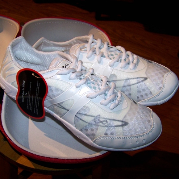 NFINITY | Shoes | New Nfinity Vengeance Cheer 9 Cheer Shoes Sneakers ...